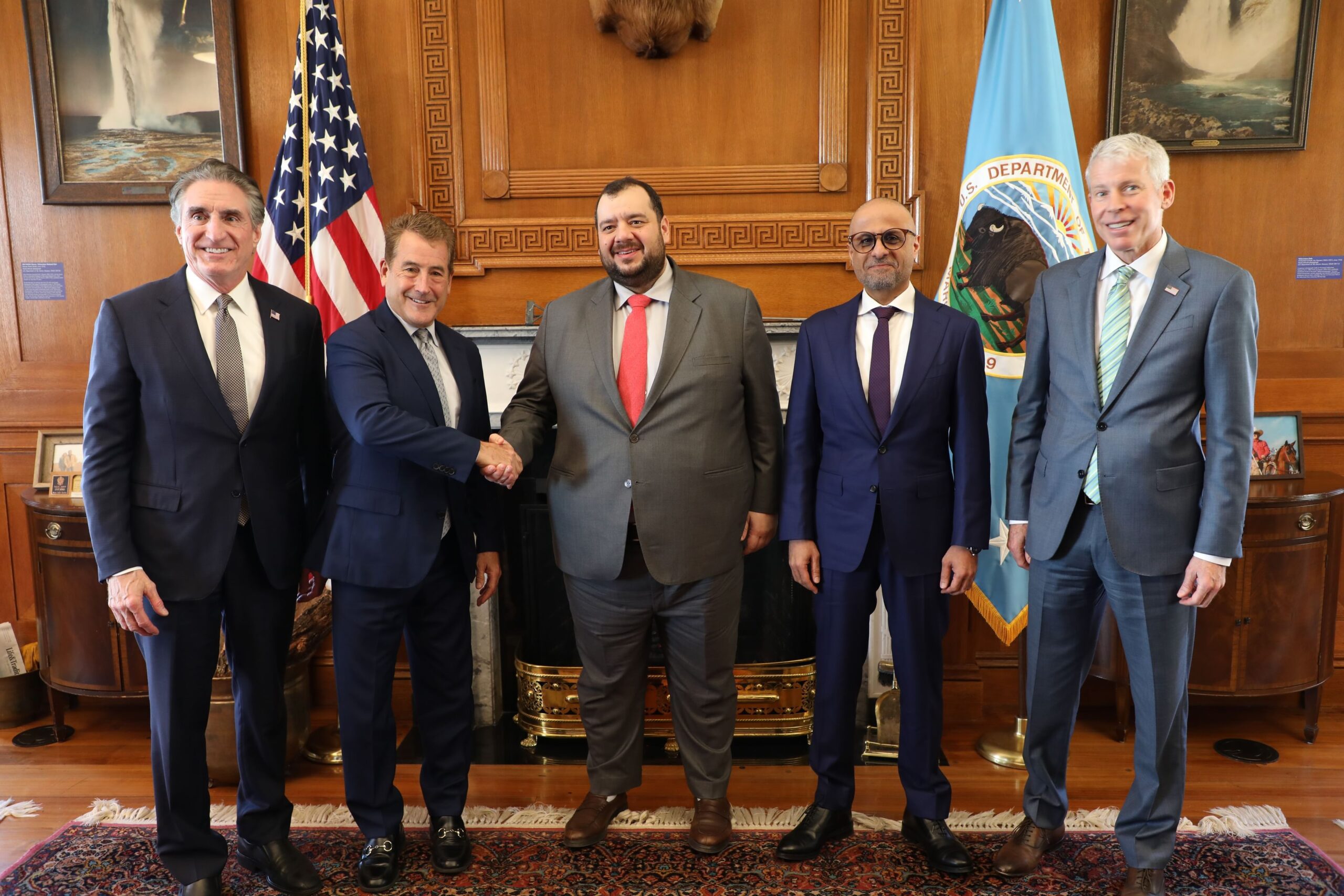 ADQ and ECP Partners for $25B+ Data Centre Projects